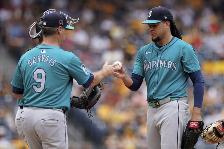 Mariners strike out 14 times, fall to Pirates again for 5th straight ...