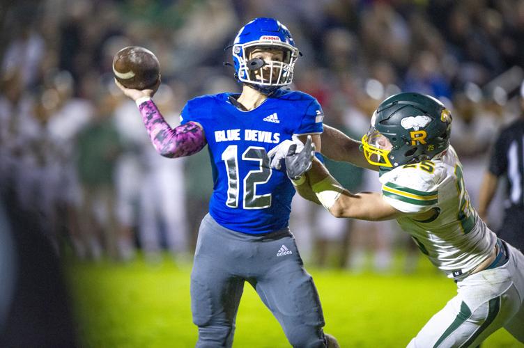 Walla Walla High School's football team honors student who died at ...