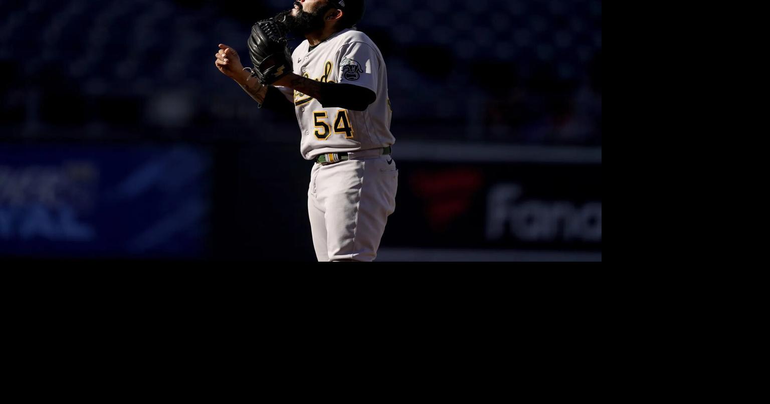 Reliever Sergio Romo joins Mariners ready to win late in his career ...