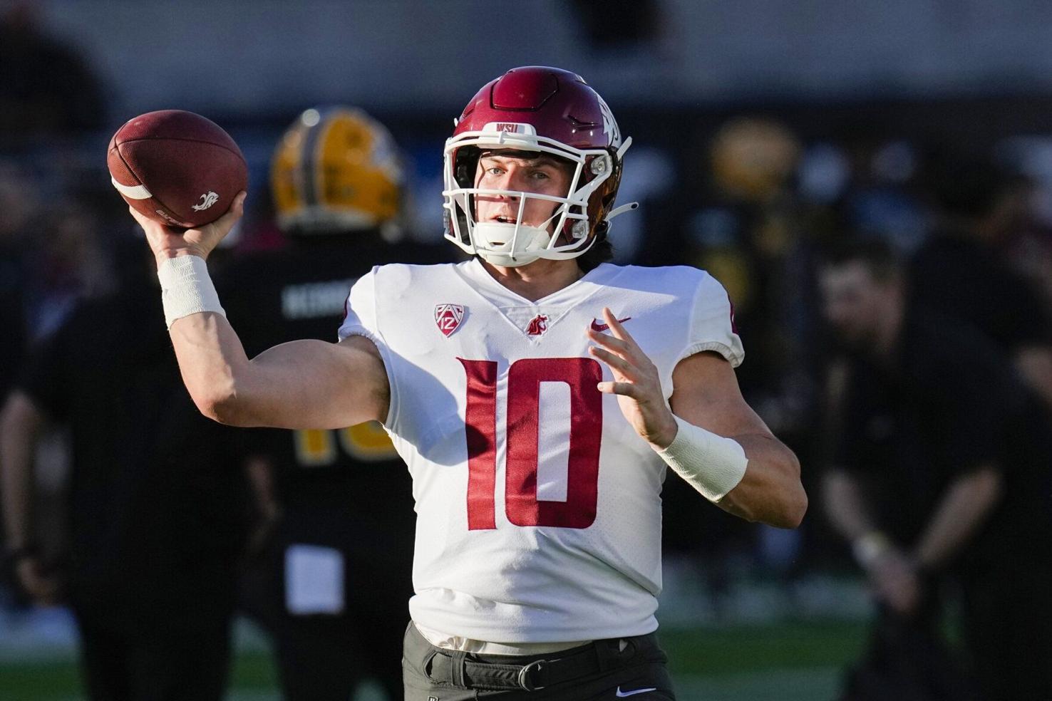 A closer look at WSU’s QB battle between John Mateer and Zevi Eckhaus ...