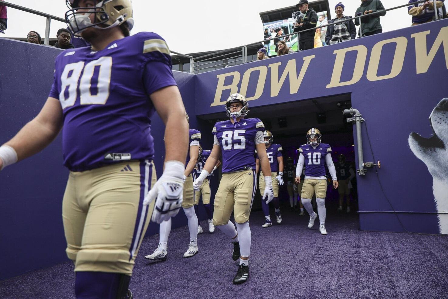 UW defensive tackle Dominic Macon enters transfer portal after one ...