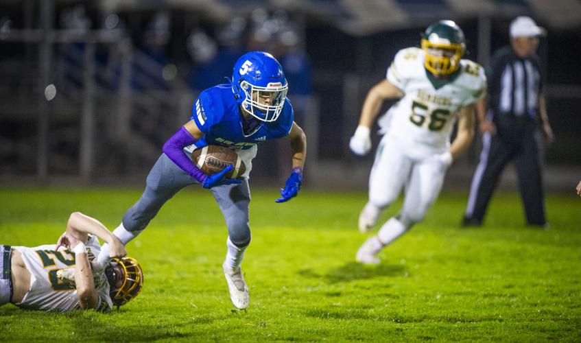 Walla Walla High School's football team honors student who died at ...