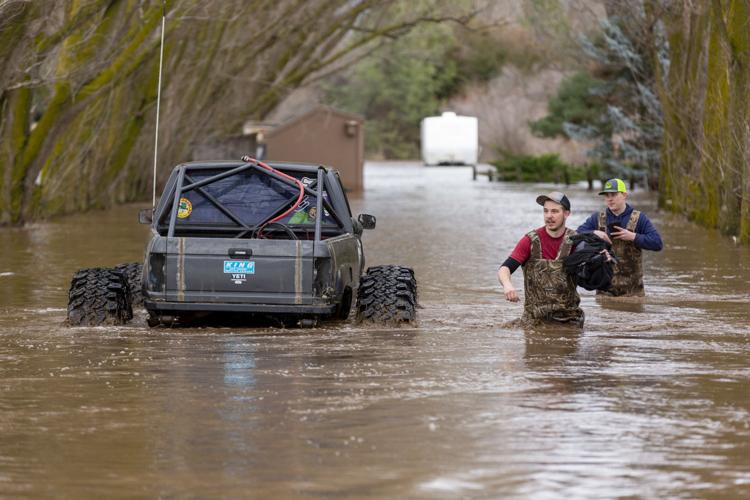 Community answers the call for help through flood | News | union ...