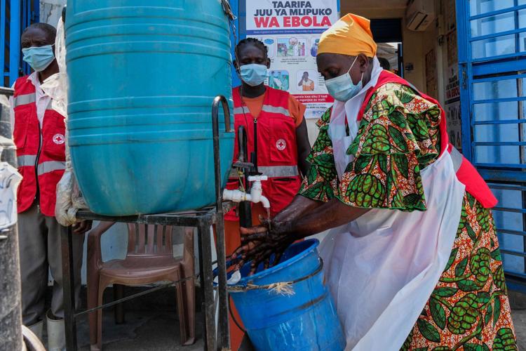 Traders face big losses after Uganda closes Congo border over Ebola ...