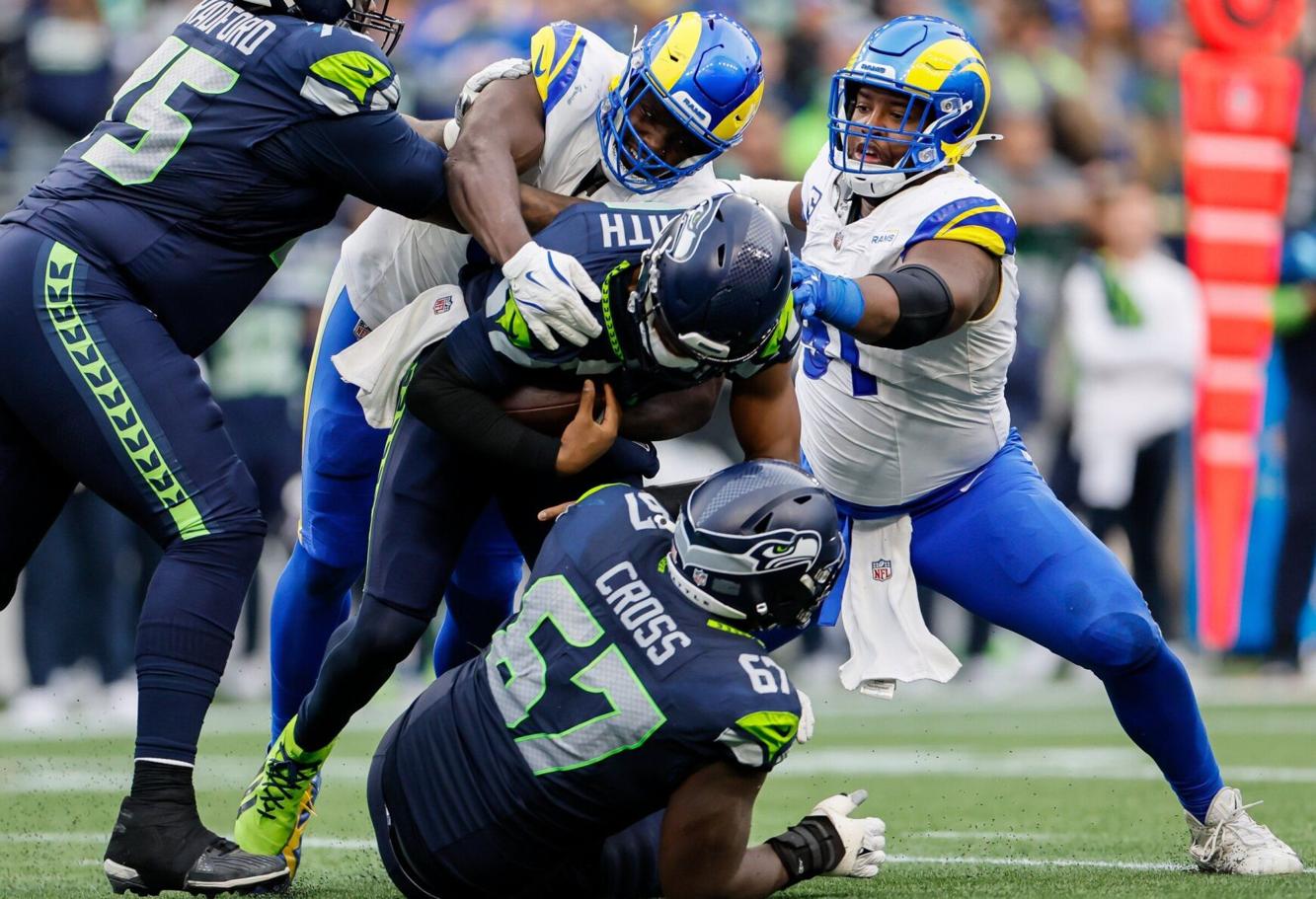 New injury compounds Seahawks’ offensive-line woes | Notebook ...