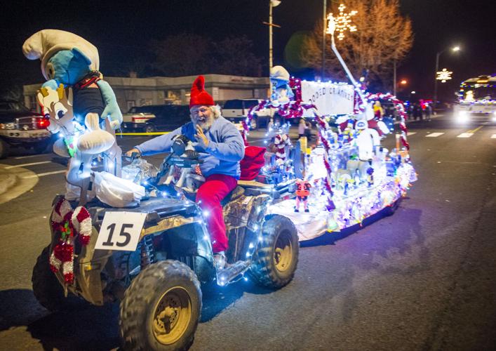 PHOTOS: Milton-Freewater Christmas Magic Parade of Lights 2021 ...