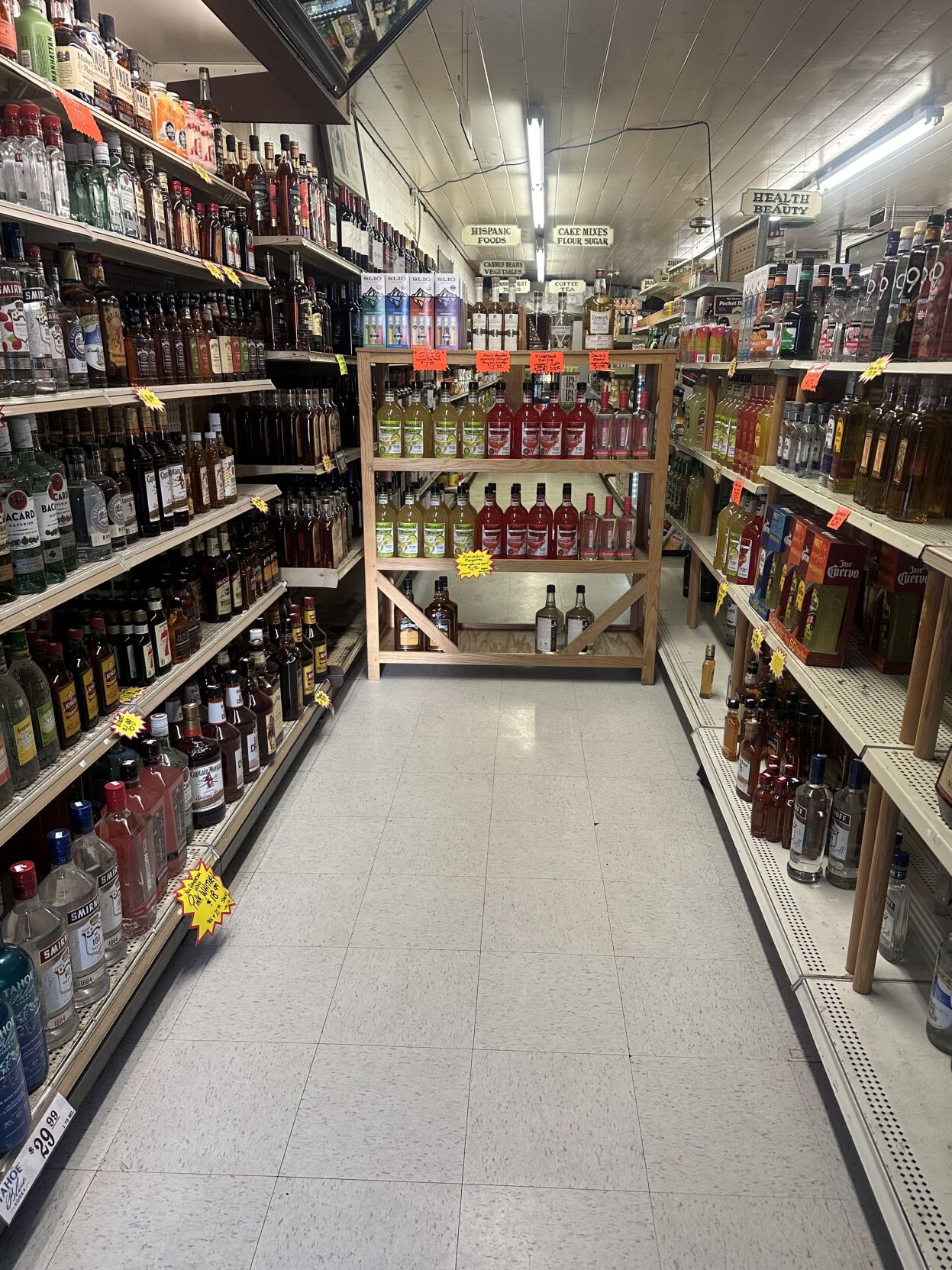 'It's been my life': Barendregt's Grocery owner retires after 52 years ...