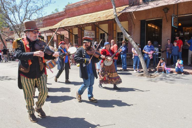 Columbia's Victorian Easter Celebration: Photos, videos and parade ...