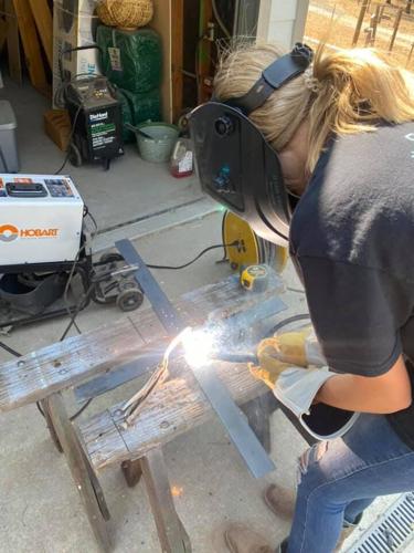 Tuolumne girl pays tribute to 13 U.S. service members killed in Kabul ...