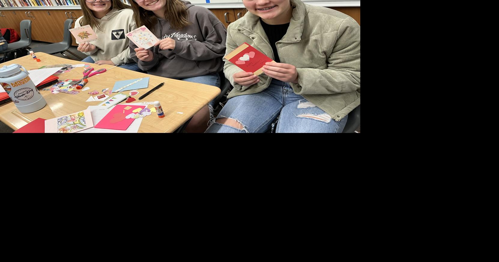 Sonora High students help make valentines for homebound residents ...