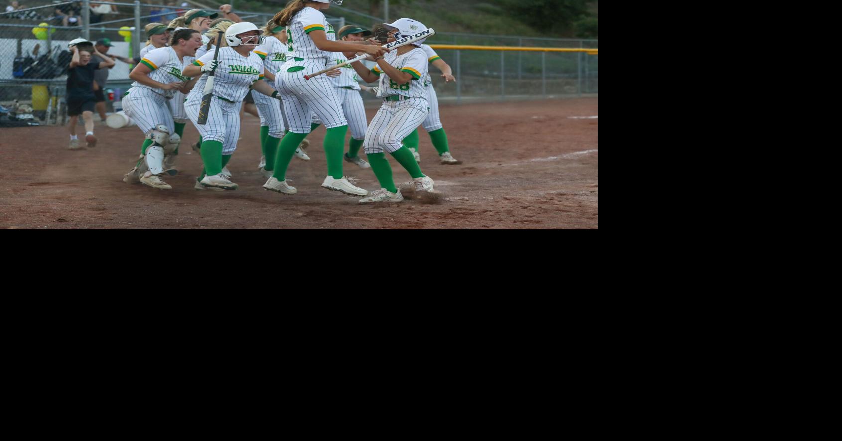 Wildcats stun Calaveras 6-4, claiming first-ever MLL softball title ...