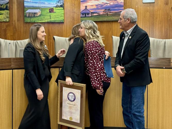 Sonora city administrator recognized as Woman of the Year for Calaveras ...