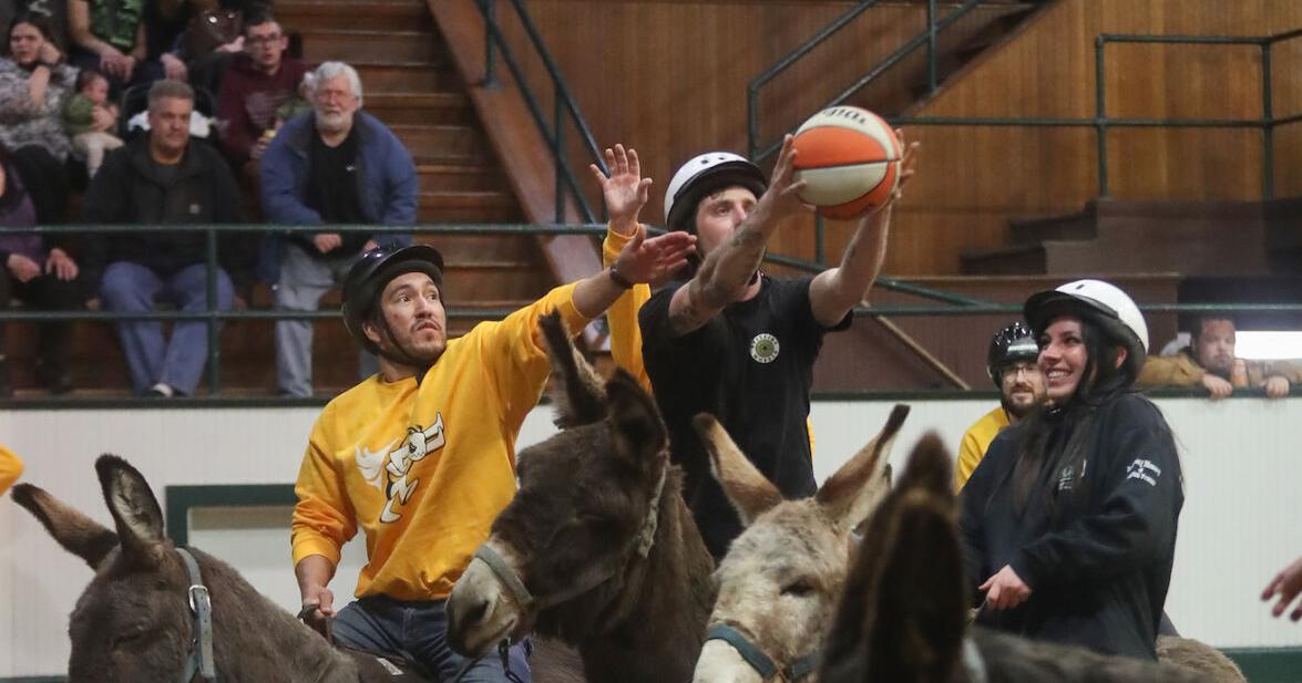 First donkey basketball event since 2019 raises $1K for Tuolumne Lumber ...