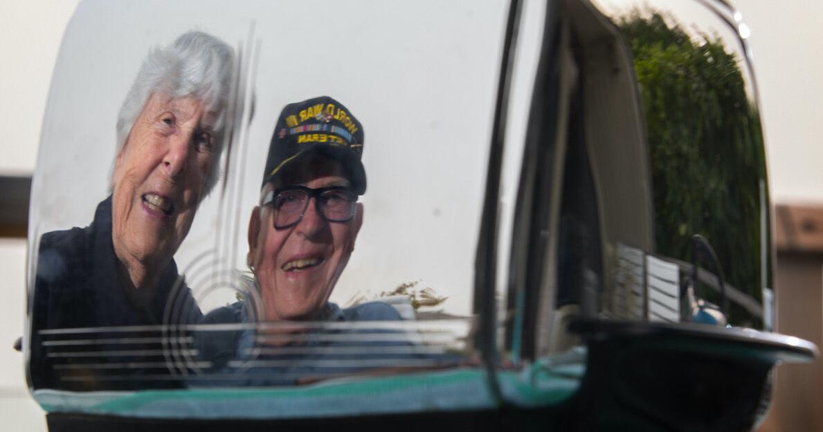 After 71 years, their marriage — and that wedding gift of a toaster ...