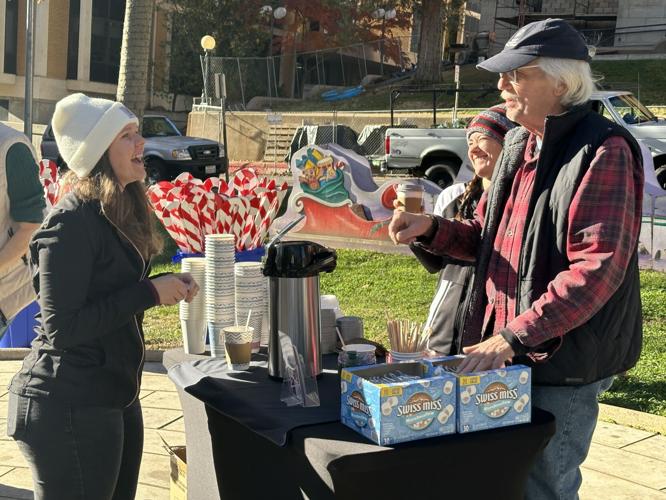 Groups decorate Christmas trees in Courthouse Square | News ...