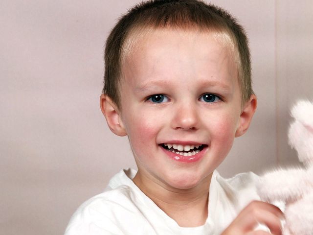 Family takes aim at medical costs with cancer fundraiser | Health ...