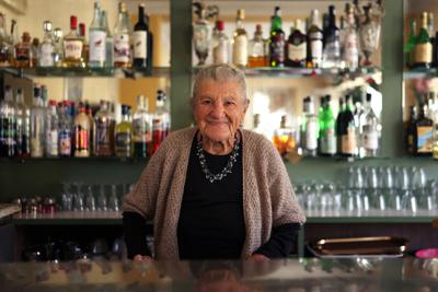 world's oldest bartender