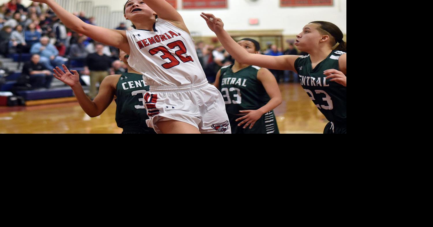 NHIAA Girls' Basketball: Memorial girls win thriller | High School ...