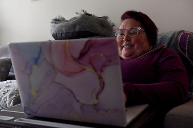 Manchester woman lends her voice to fight for Medicaid expansion ...