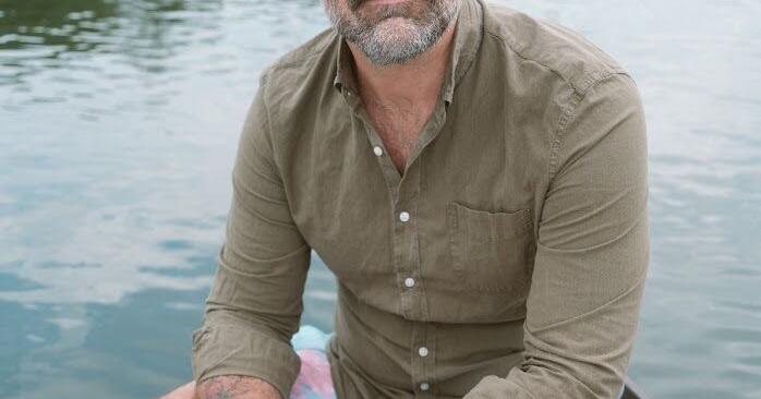 Actor and writer Rob Delaney faces 'A Heart that Works' after death of ...