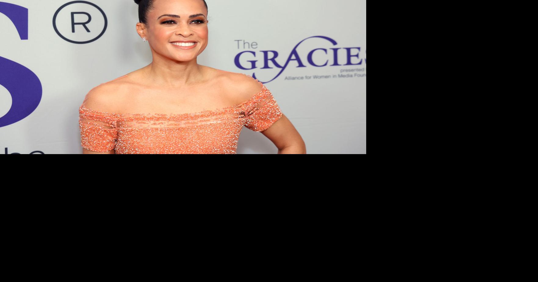 Who is Linsey Davis, the ABC News anchor moderating the presidential ...