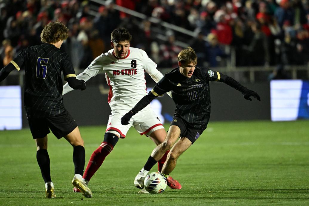 Washington men's soccer team, with Hanover ties, wins first NCAA title ...