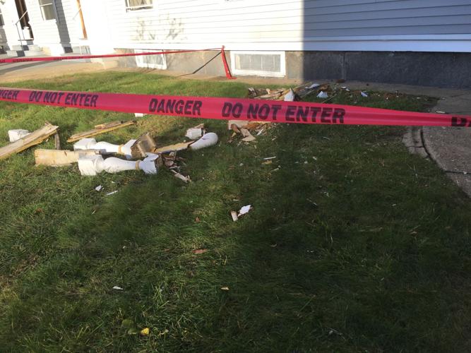 Manchester man falls 25 feet when balcony railing crumbles | Public ...