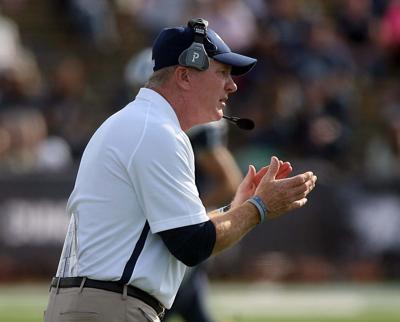 UNH comeback stuns No. 12 Villanova, 29-28 | College Sports ...