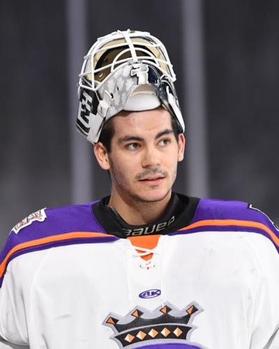 Former UNH goalie Robinson launches pro career with ECHL Reading ...