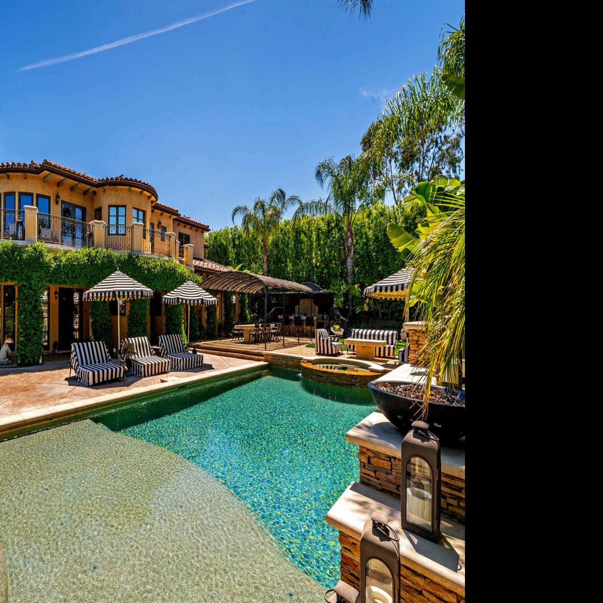 kaley cuoco house fire