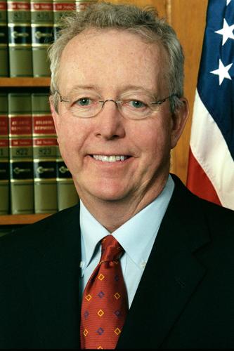 State supreme court justice, groundbreaking public defender dies ...