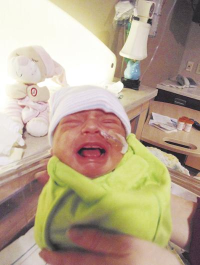 Caregivers find new ways to ease infant withdrawal | Health ...