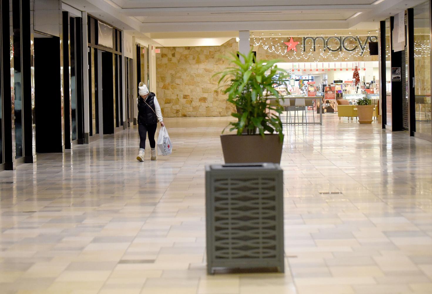 Last Christmas shopping hurrah for Fox Run Mall | Business ...