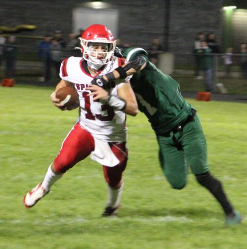 High school football: Aubin plays maestro as Dover rolls over Spaulding ...