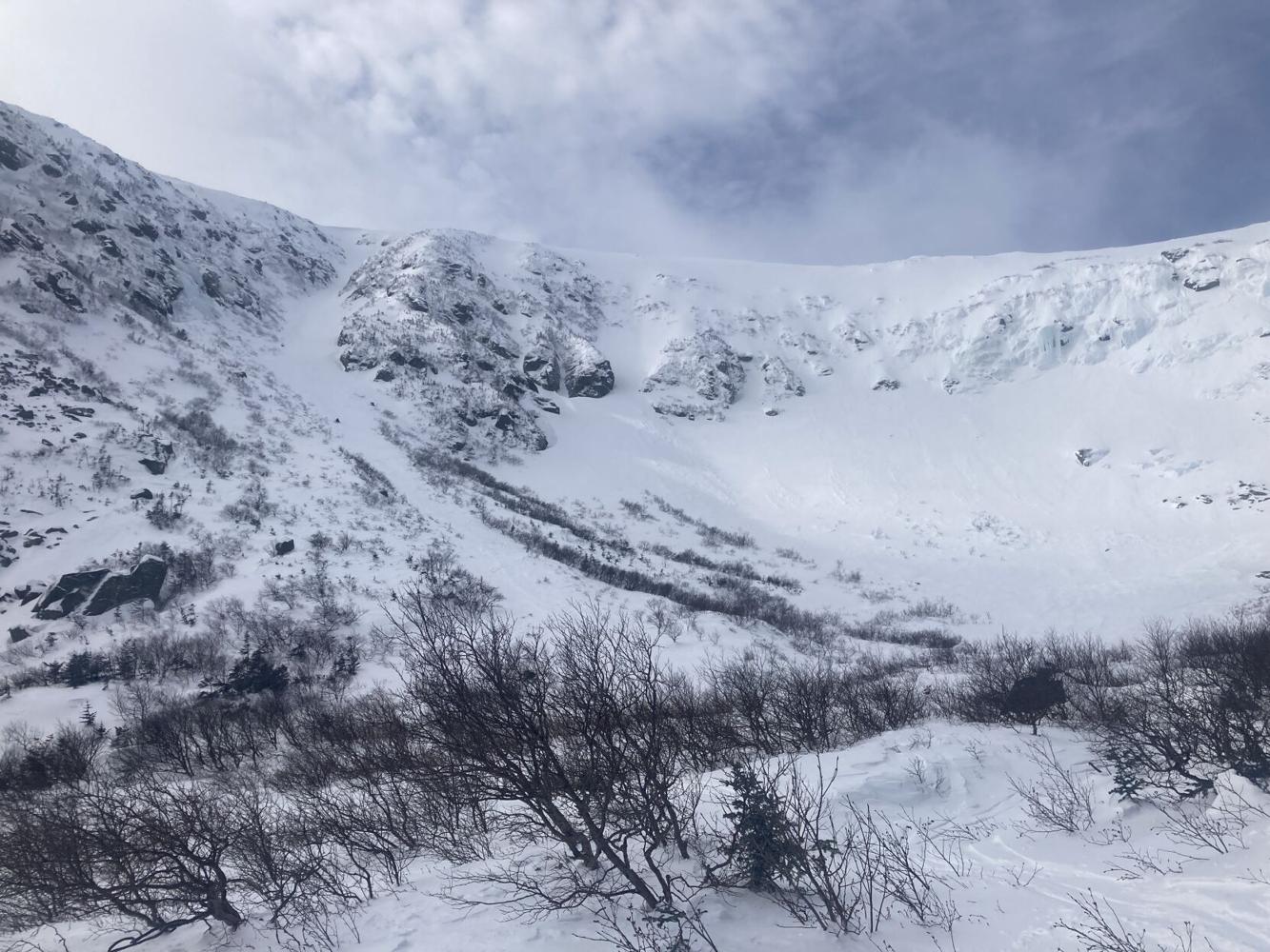 Backcountry skier dies after fall from Tuckerman Ravine | Public Safety ...
