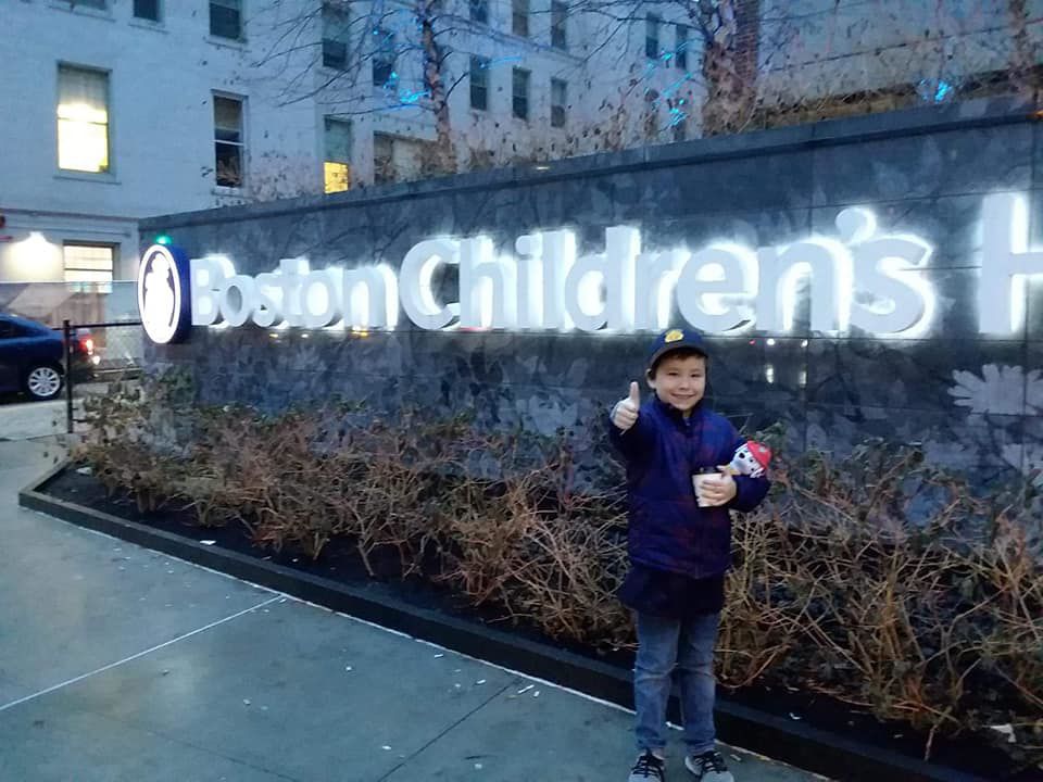 Boy meets heroes ahead of surgery | News | unionleader.com