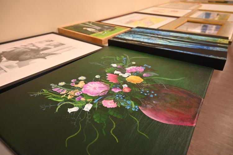 NH artists plan art auction to aid veterans with rising heating bills ...