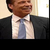 Former Gov. Craig Benson named interim CEO of Planet Fitness with ...