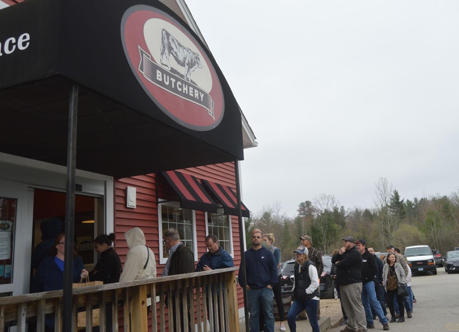 Tuckaway Tavern temporarily closes after bartender tests positive for ...