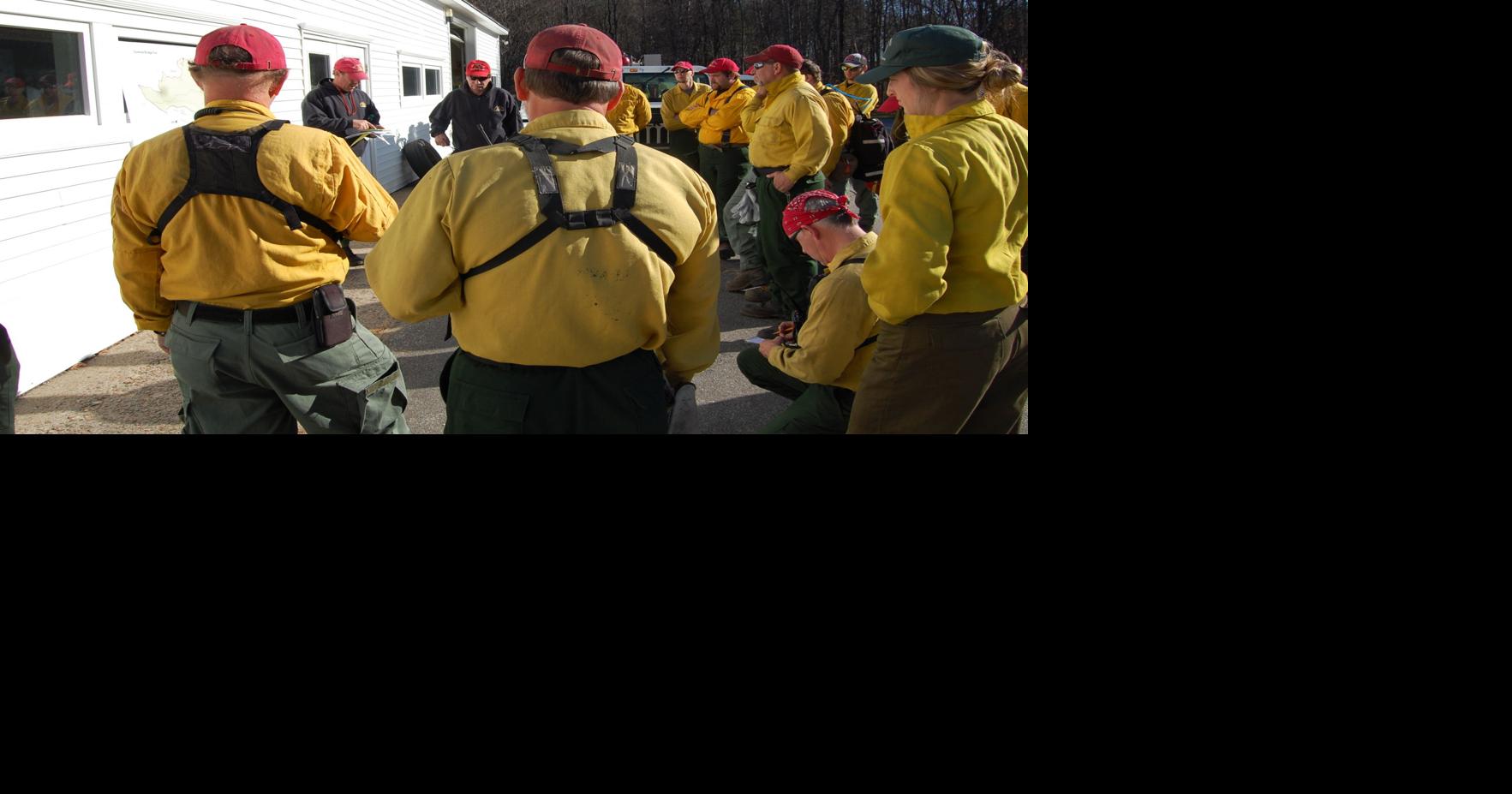 Albany 'Covered Bridge Fire' wildfire continues to burn; more than 300 ...