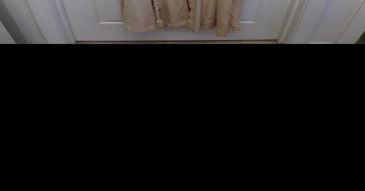 KKK robe auctioned for $375 | Business | unionleader.com