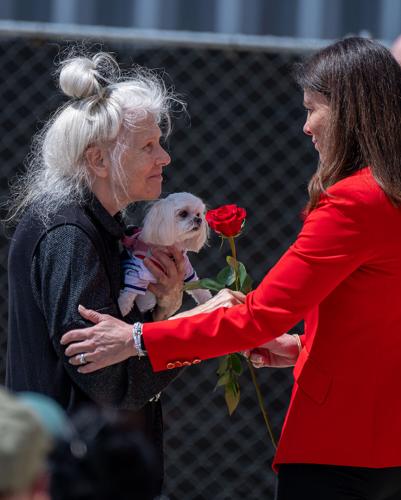 On Memorial Day, NH honors sacrifice of soldiers, families | Manchester ...