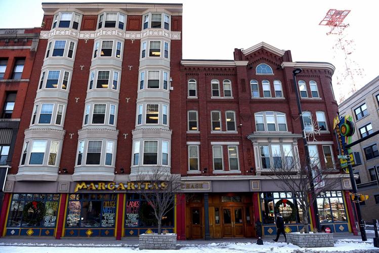 Chase Block building in Manchester sells for $2.4M at foreclosure ...