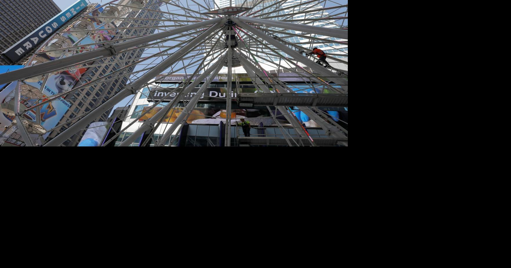 Times Square Wheel, a Ferris wheel constructed in Times Square in ...