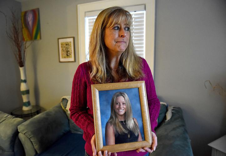 Mom now focuses on daughter who died in jail, will give missing ...