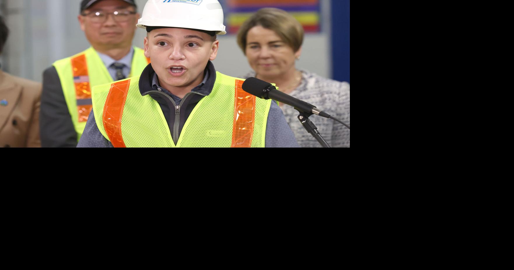 MassDOT chief who pushed NH border tolls is out, but keeps $200K pay ...