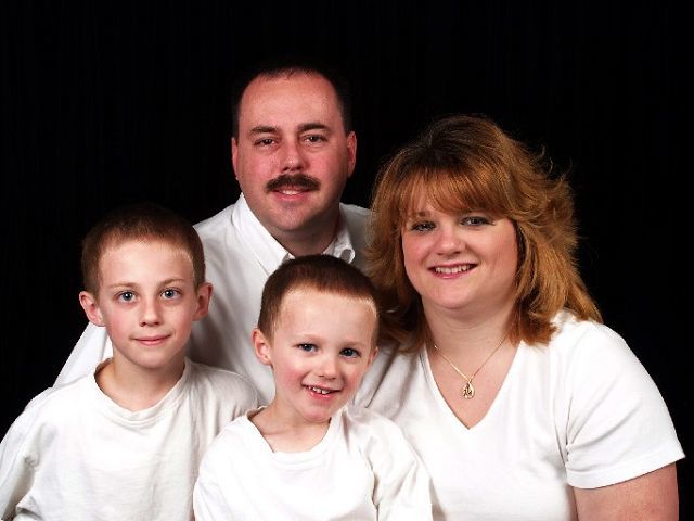 Family takes aim at medical costs with cancer fundraiser | Health ...