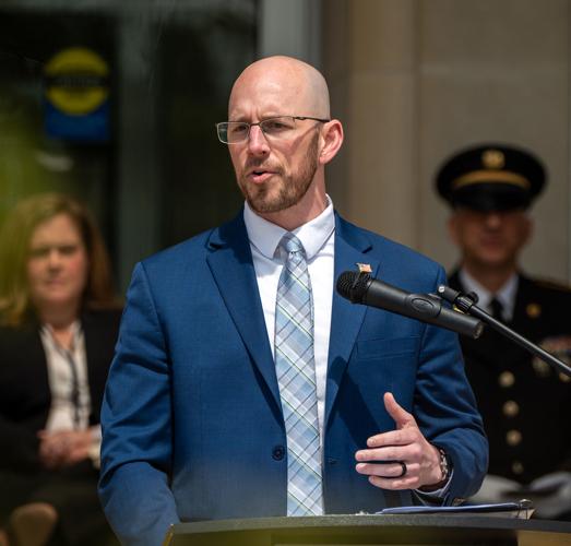 On Memorial Day, NH honors sacrifice of soldiers, families | Manchester ...