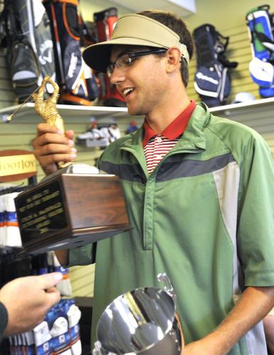 Manwaring tips Paradis for Red Ryan title | Golf | unionleader.com