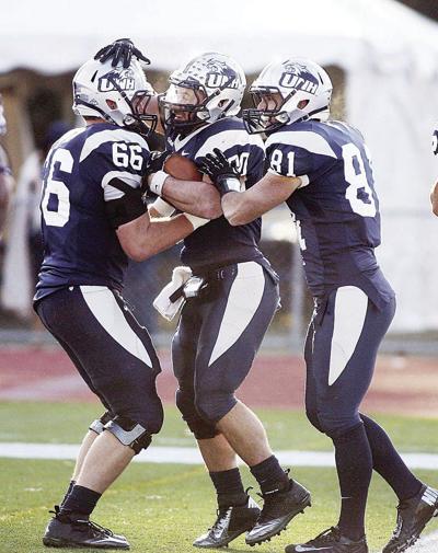 College Football: Complete victory sees UNH move on in FCS playoffs ...